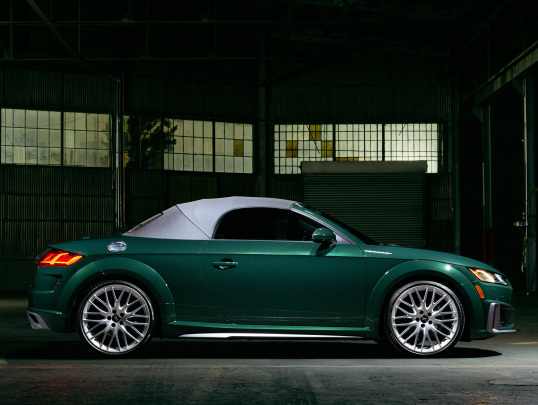 Audi tt cabrio store